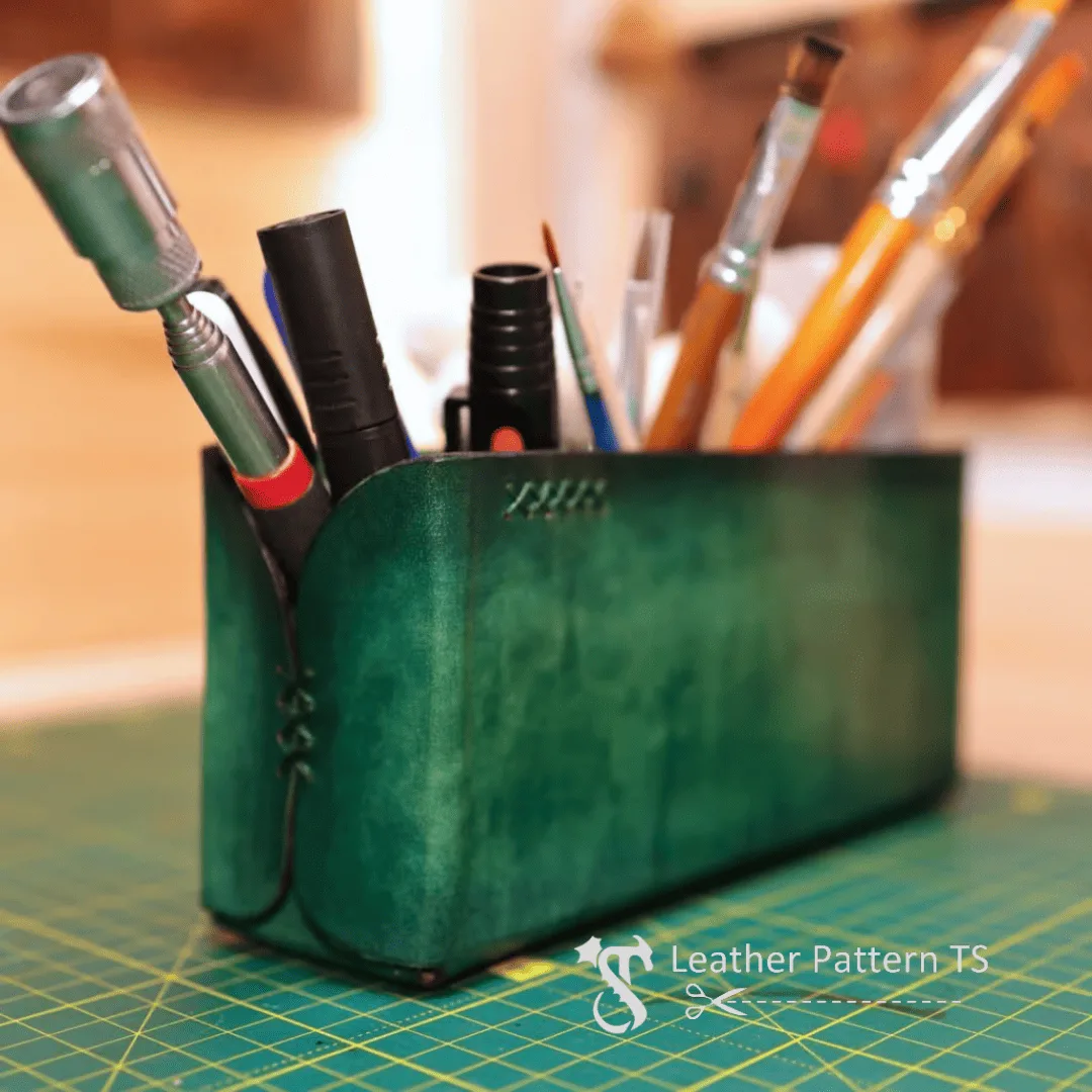 Leather Desk Organizer Pattern – Stylish DIY Pen Stand
